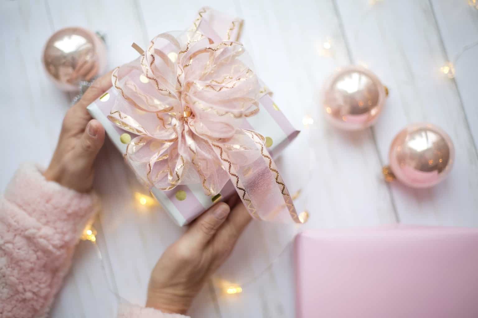 40 Personalized Bridal Shower Gifts She Will Enjoy 40-personalized-bridal-shower-gifts-she-will-enjoy