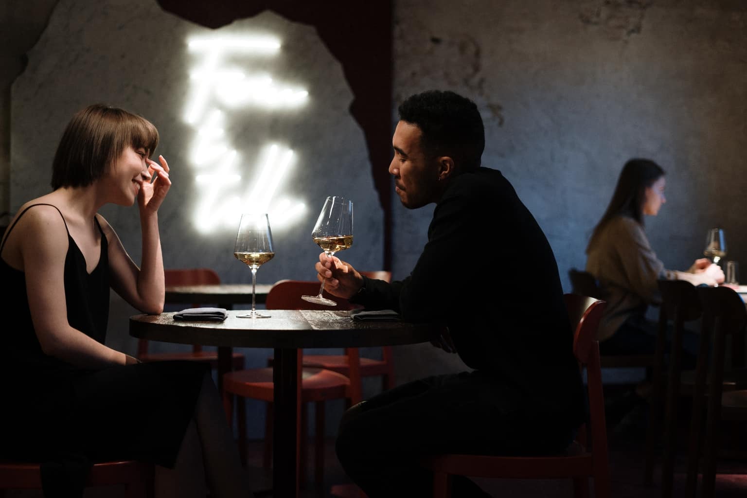 How To Talk To A Guy - 3 Easy steps you can follow.