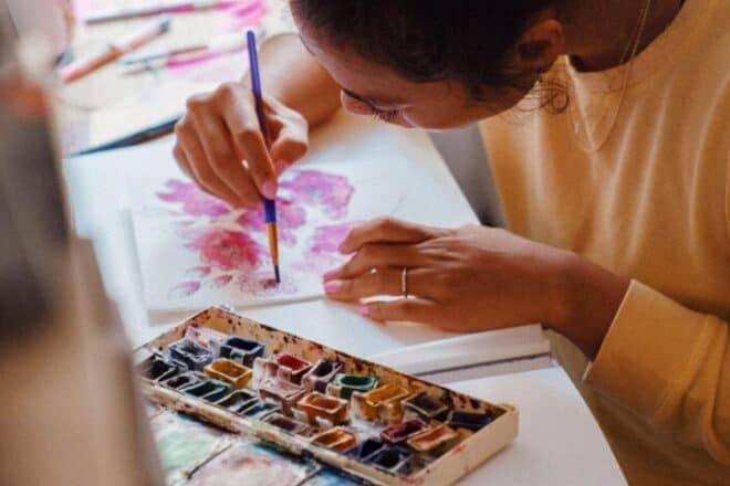 11 Fascinating Girls Hobbies - You Should Try These Activities Now