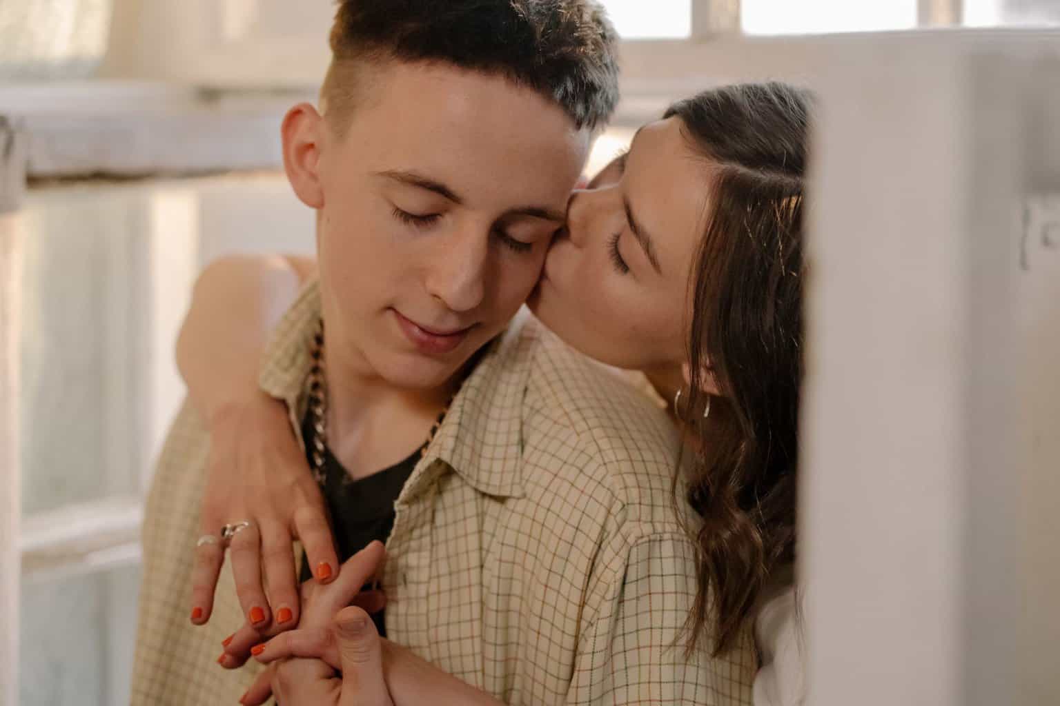 How To Be A Better Girlfriend - 4 Killer Ways To Impress Him Now